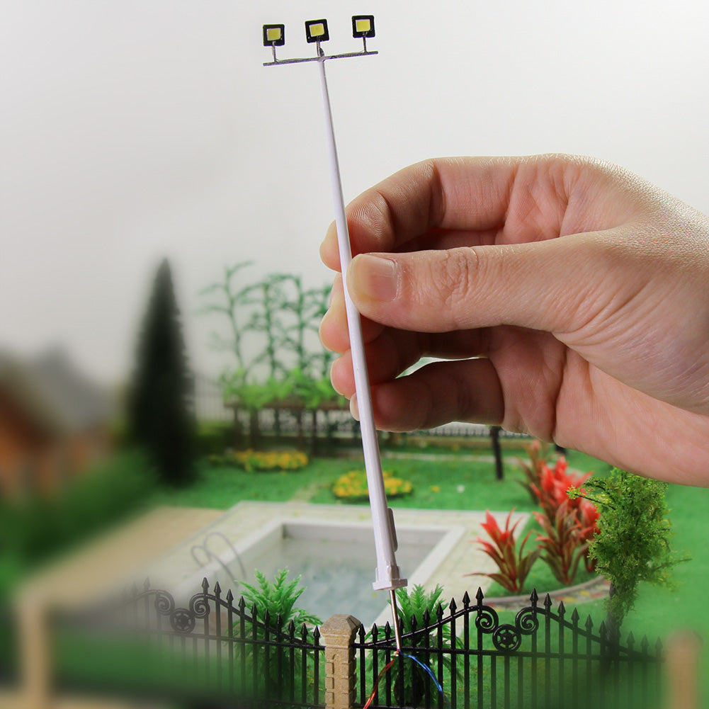 LSL10 5pcs HO N Scale Plaza Lamppost Playground Light